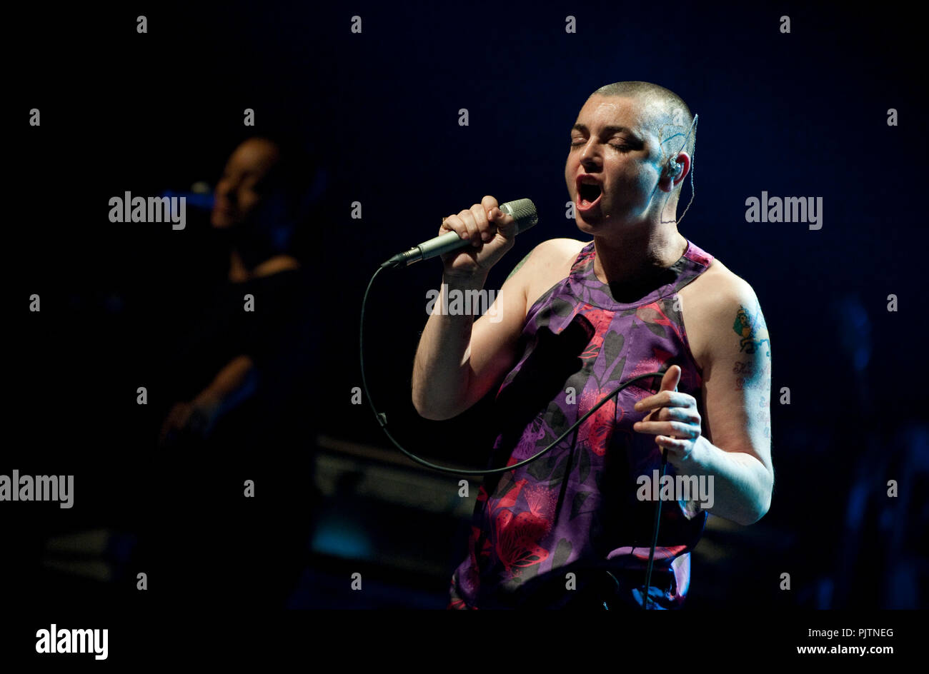 Sinead o connor irish singer hi-res stock photography and images - Alamy