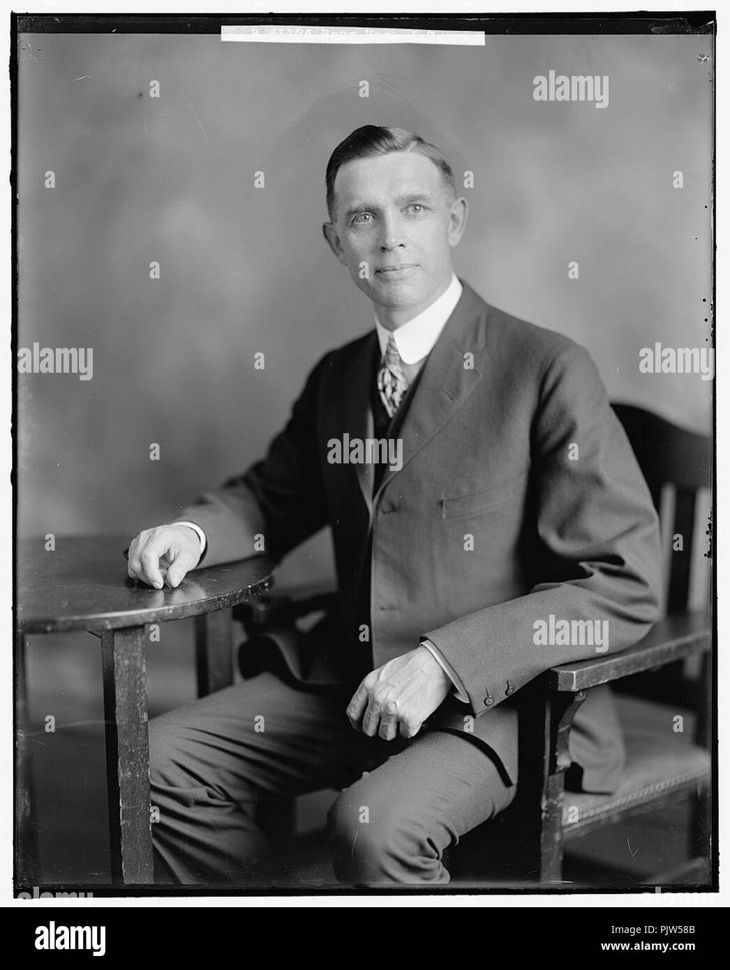 Begg hi-res stock photography and images - Alamy