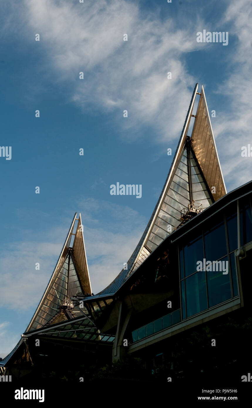 Roger’s court hi-res stock photography and images - Alamy