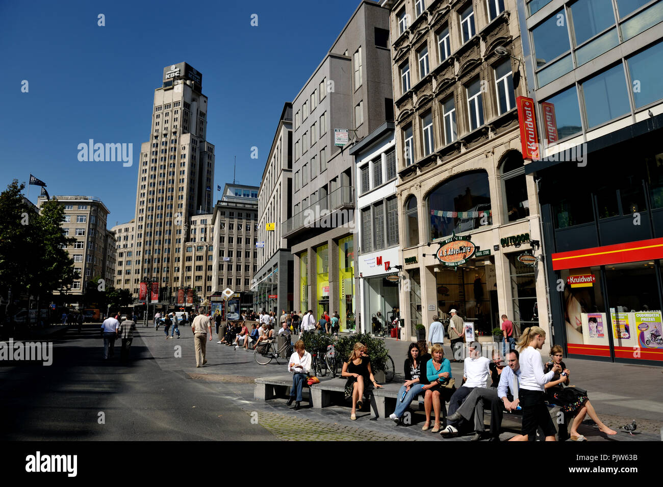 the KBC Boerentoren in Antwerp, Europe's first highrise building (09/09 ...