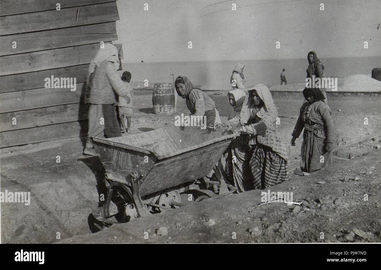 Zigeuner zigeuner zigeuner zigeuner hi-res stock photography and images ...