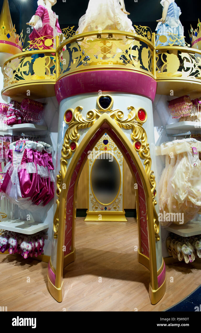 Disney store antwerpen hi-res stock photography and images - Alamy