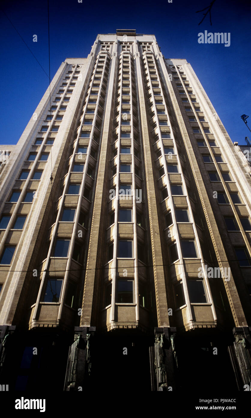 the KBC Boerentoren in Antwerp, Europe's first highrise building (02/02 ...