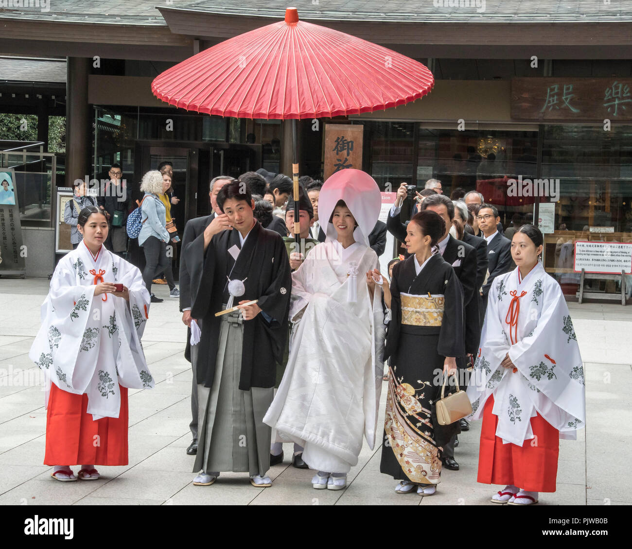 Wedding at Meiji Jingu Shrine in Tokyo Japan Stock Photo - Alamy