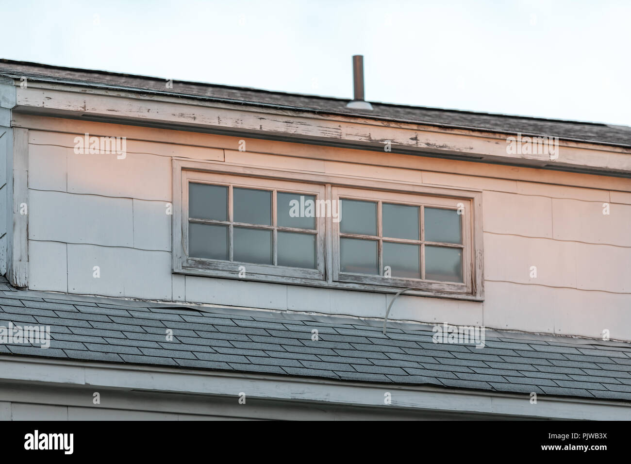 Hitting window hi-res stock photography and images - Alamy