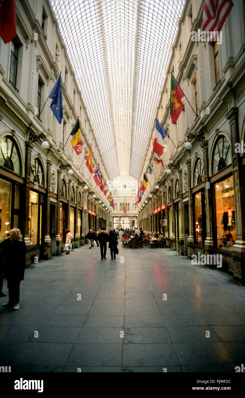 the Galeries royales Saint-Hubert in Brussels centre (Belgium, 05/1993 ...