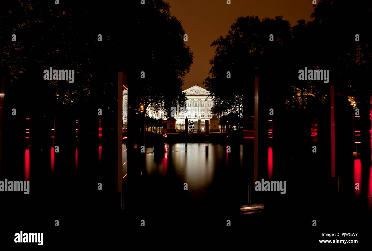 Installation cybernetique hi-res stock photography and images - Alamy