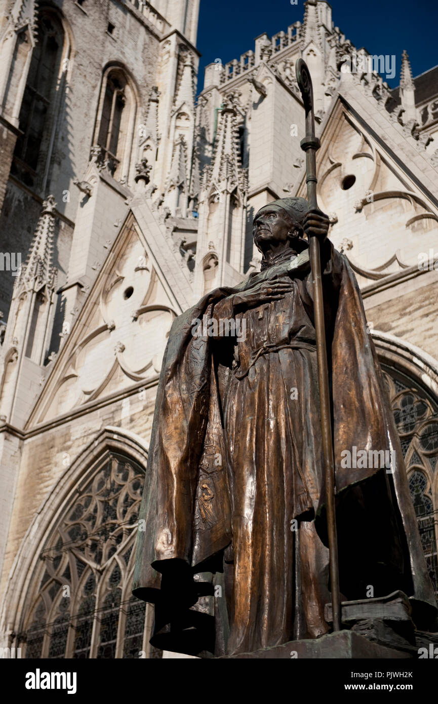 The Cathedral of St. Michael and St. Gudula and the statue of Cardinal ...