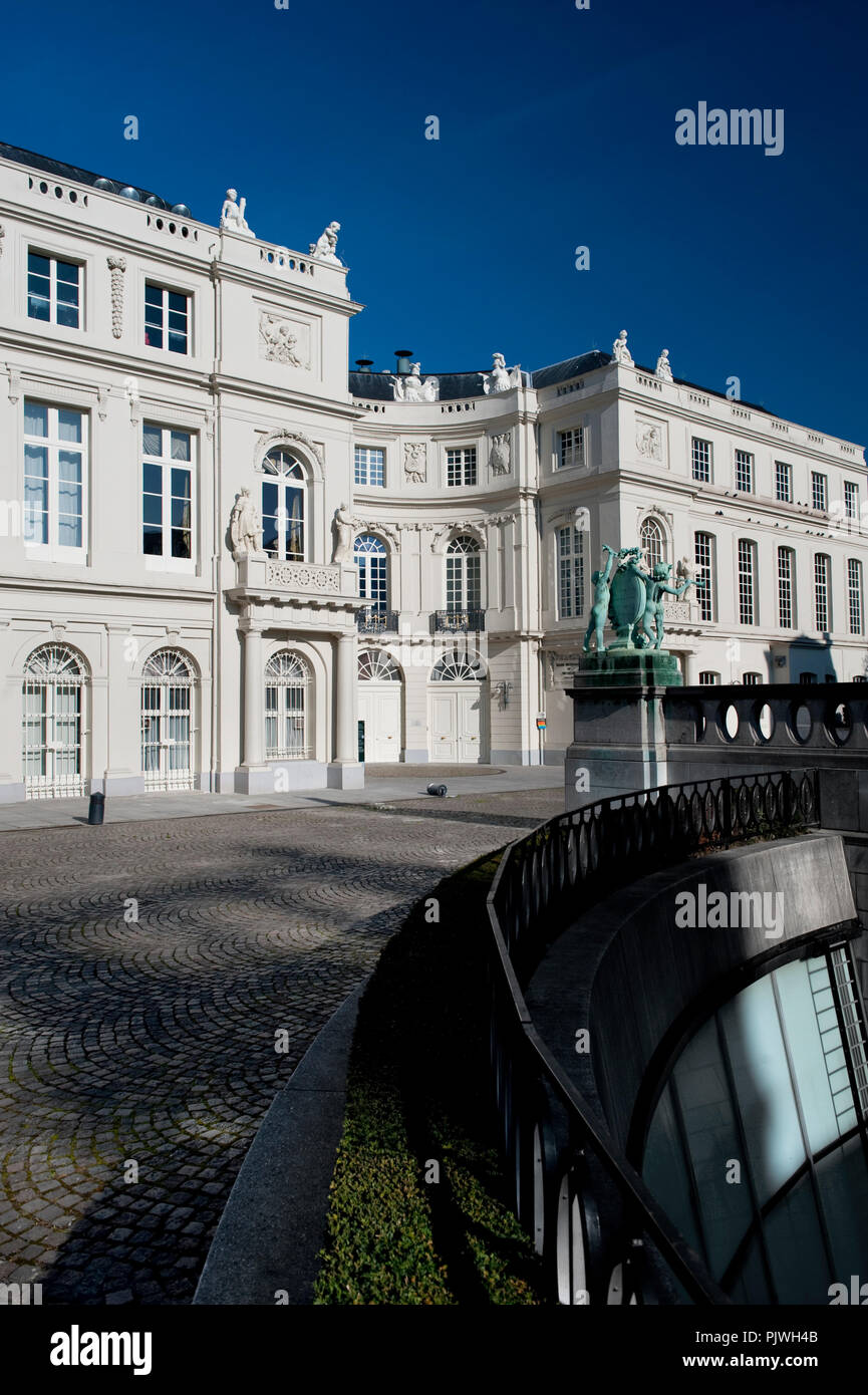 Royal palace brussels library hi-res stock photography and images - Alamy