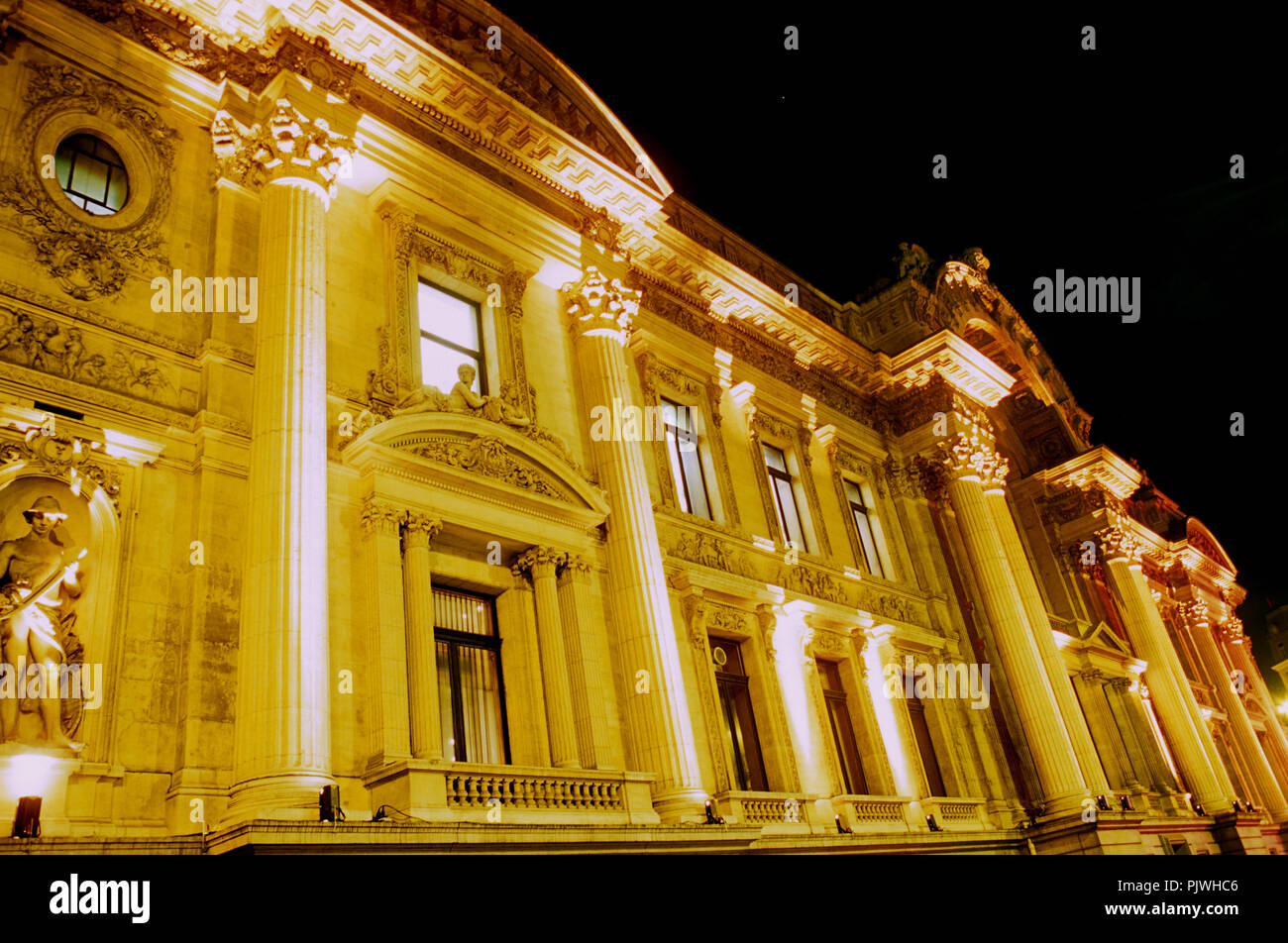 Stock Exchange, Place de la Bourse in Brussels (Belgium, 21/11/2007 ...