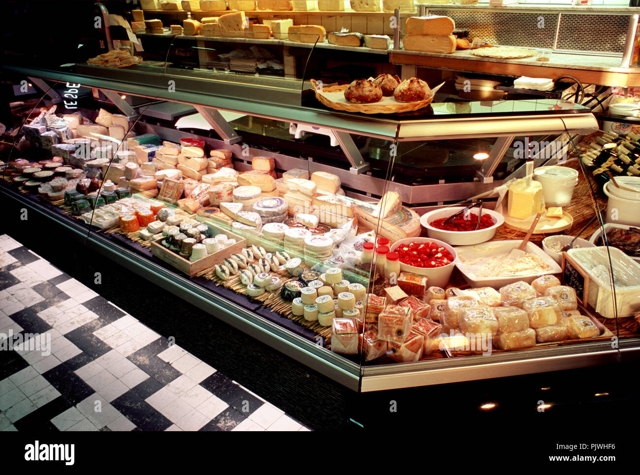 Cremerie hi-res stock photography and images - Alamy