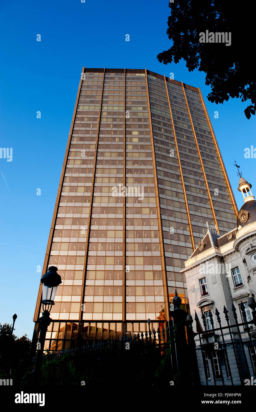 Astro tower brussel hi-res stock photography and images - Alamy