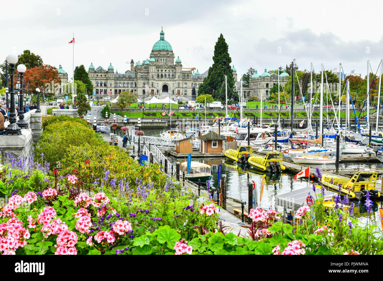 Downtown victoria island canada hi-res stock photography and images - Alamy