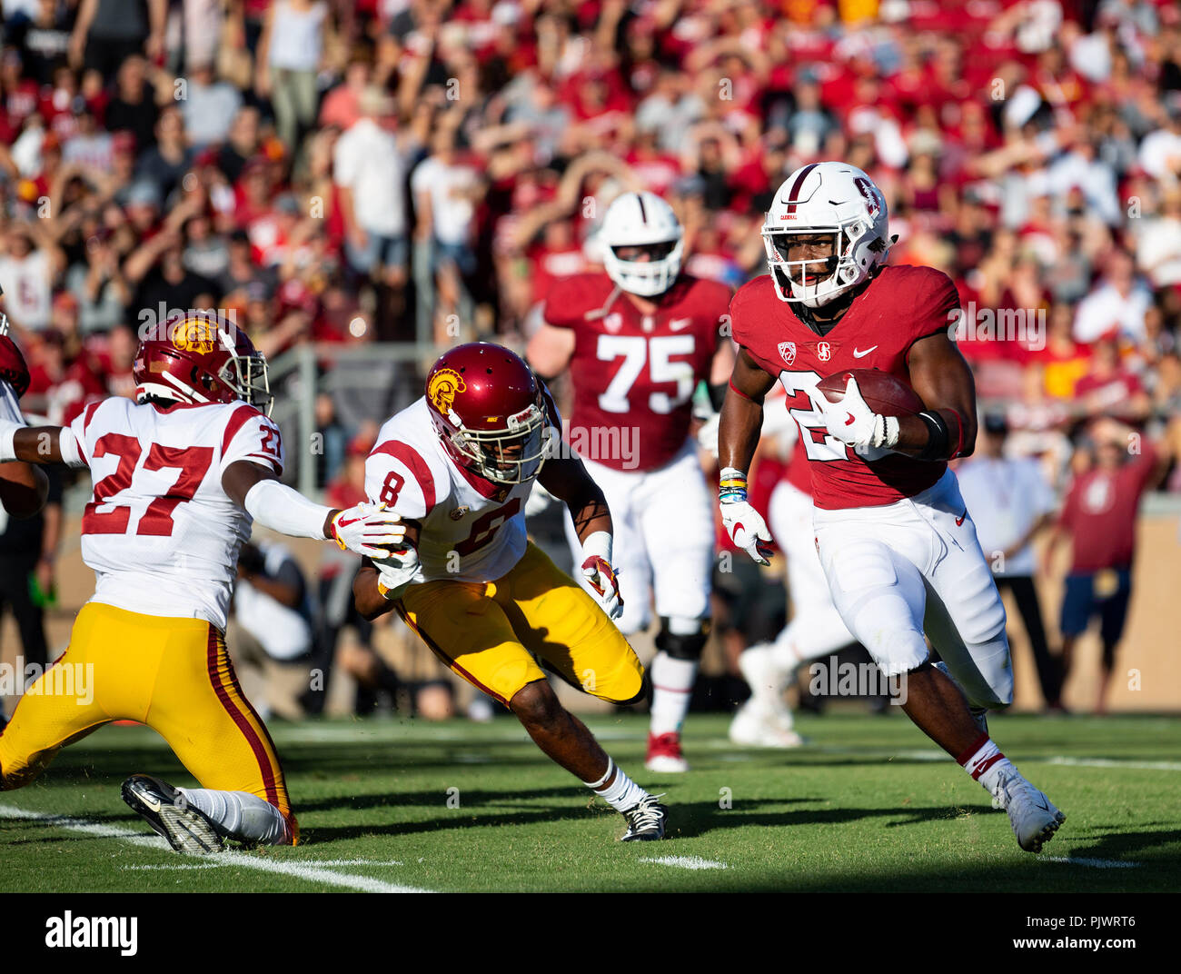 Stanford, California, USA. 08th Sep, 2018. Stanford Cardinal running ...
