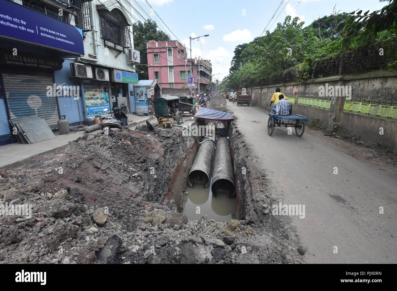 Andul road hi-res stock photography and images - Alamy