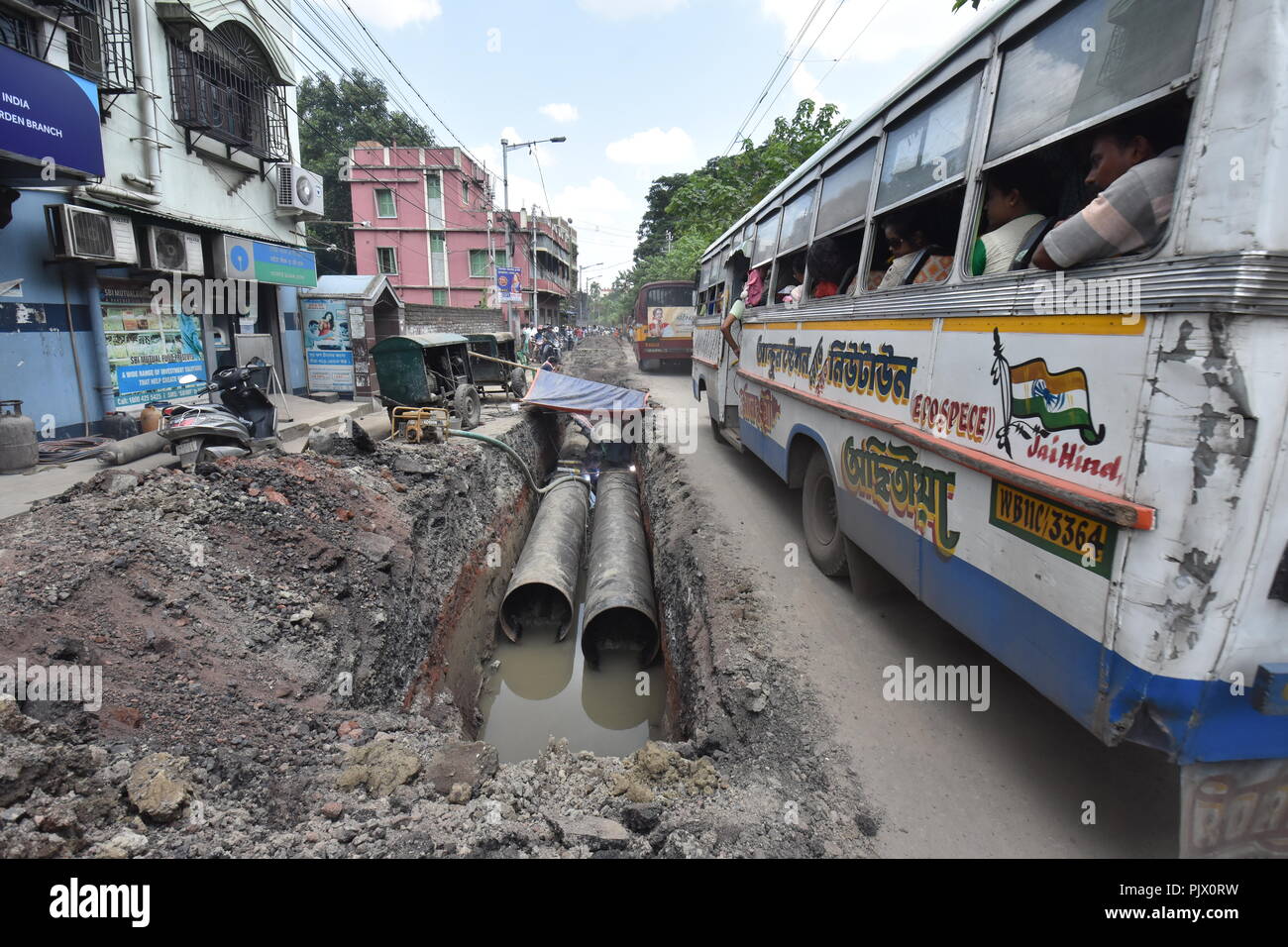 Andul road hi-res stock photography and images - Alamy