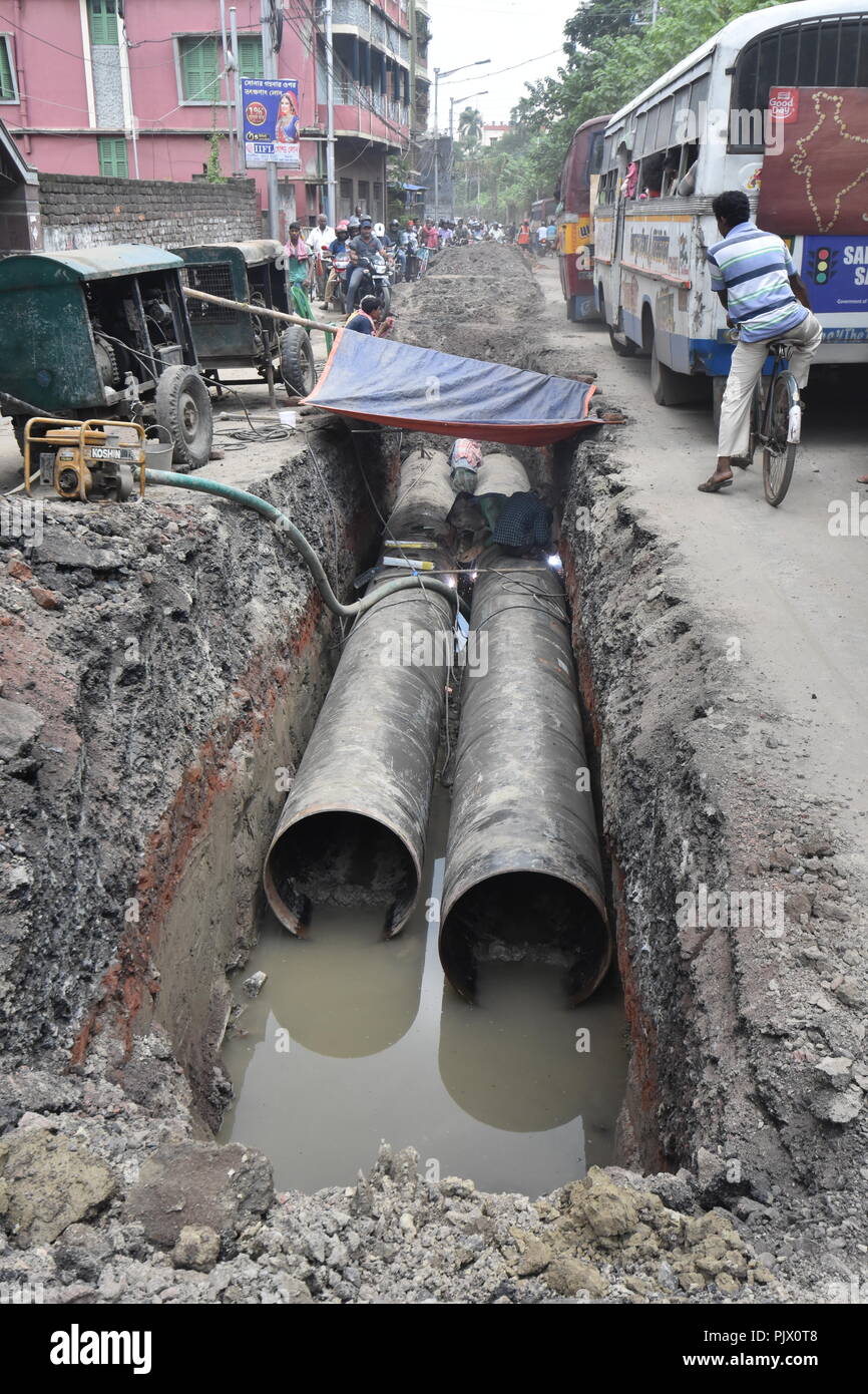 Andul road hi-res stock photography and images - Alamy