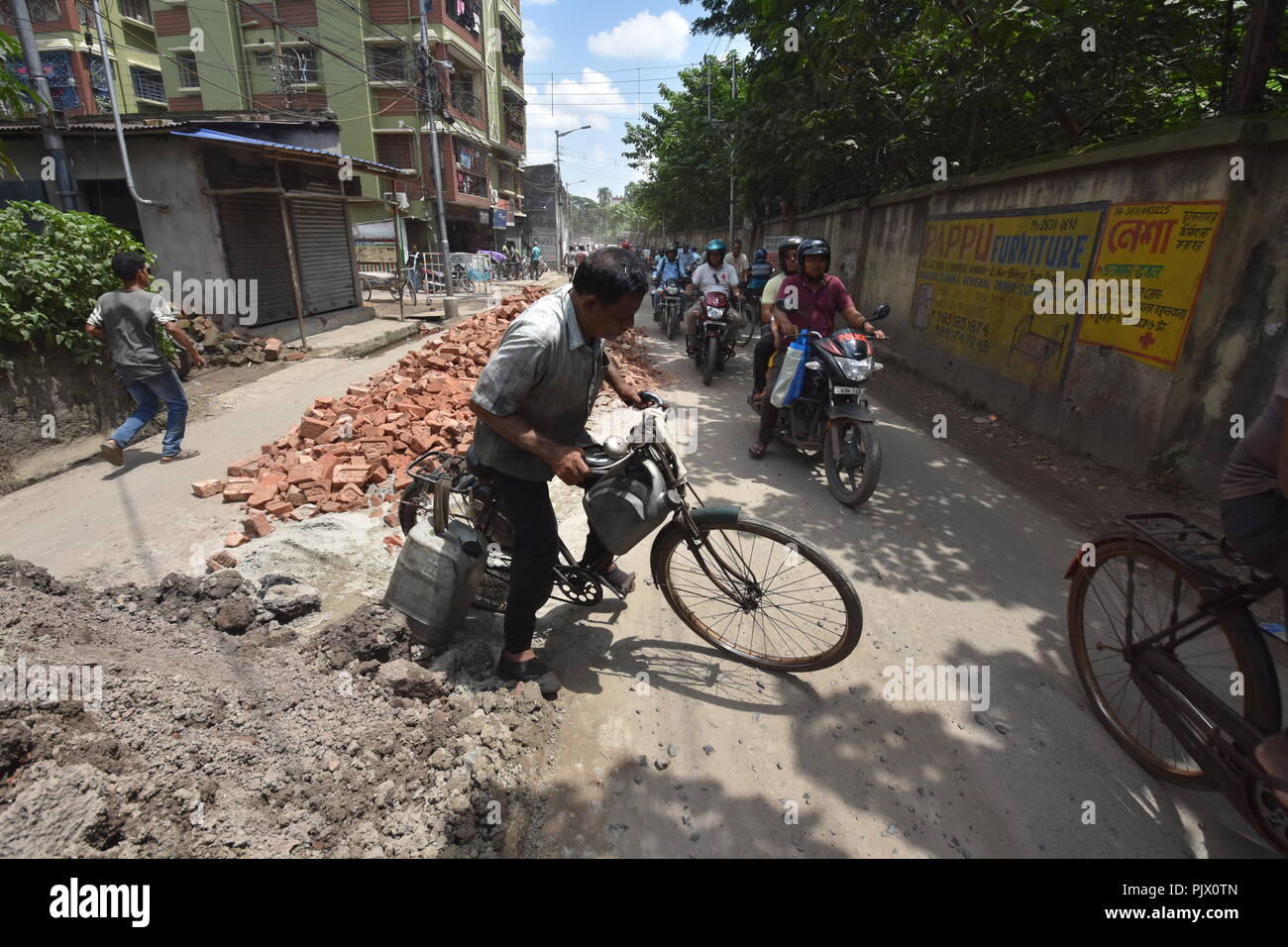 Andul road hi-res stock photography and images - Alamy