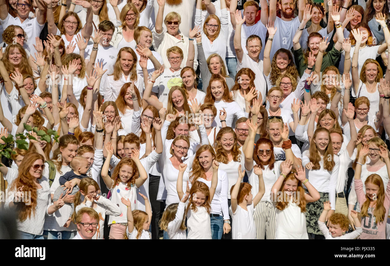 Hamburg, Germany. 09th Sep, 2018. 09.09.2018, Hamburg: The participants ...