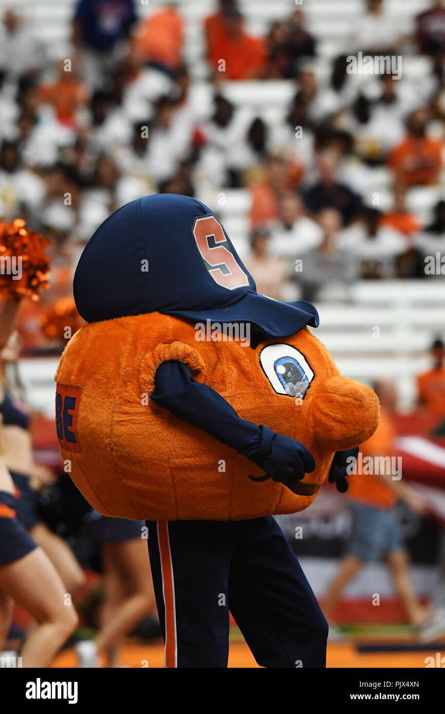 Su mascot hi-res stock photography and images - Alamy