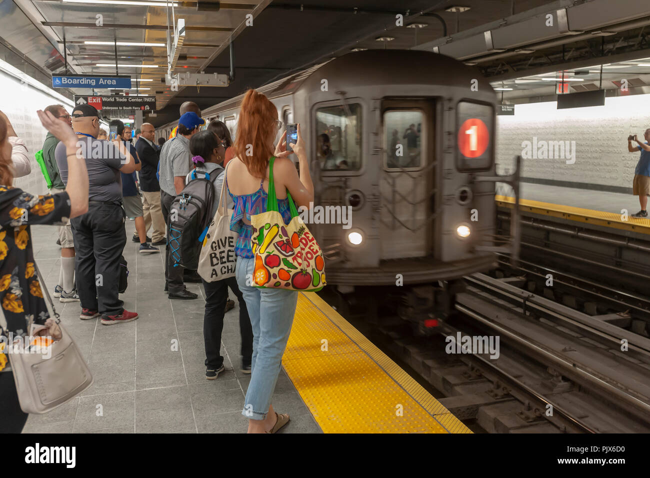 8 1 2001 hi-res stock photography and images - Alamy
