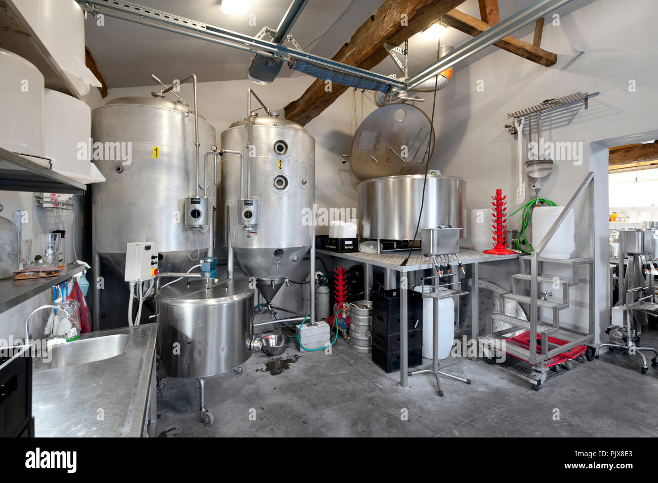 Hoegaarden brewery hi-res stock photography and images - Alamy