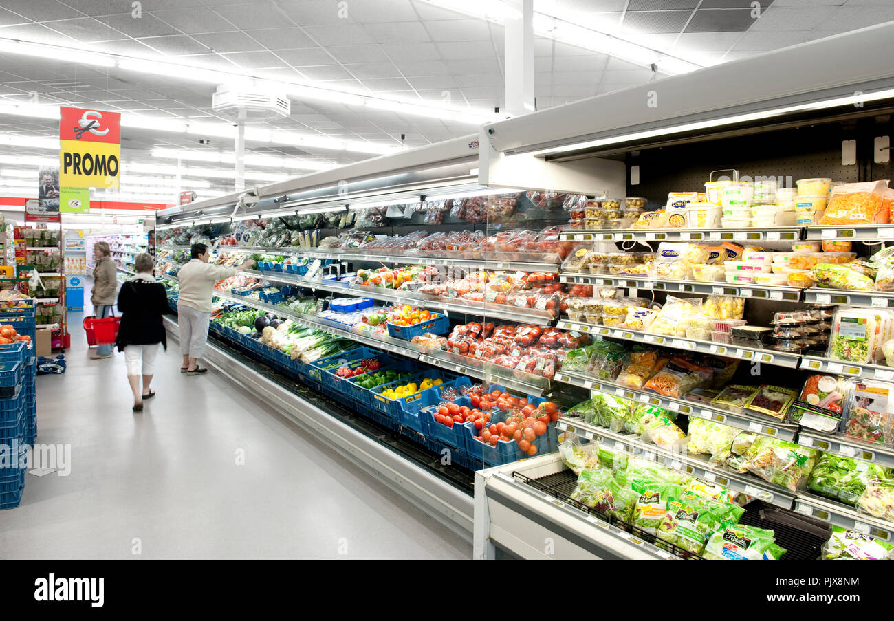 Chain alimentary hi-res stock photography and images - Alamy