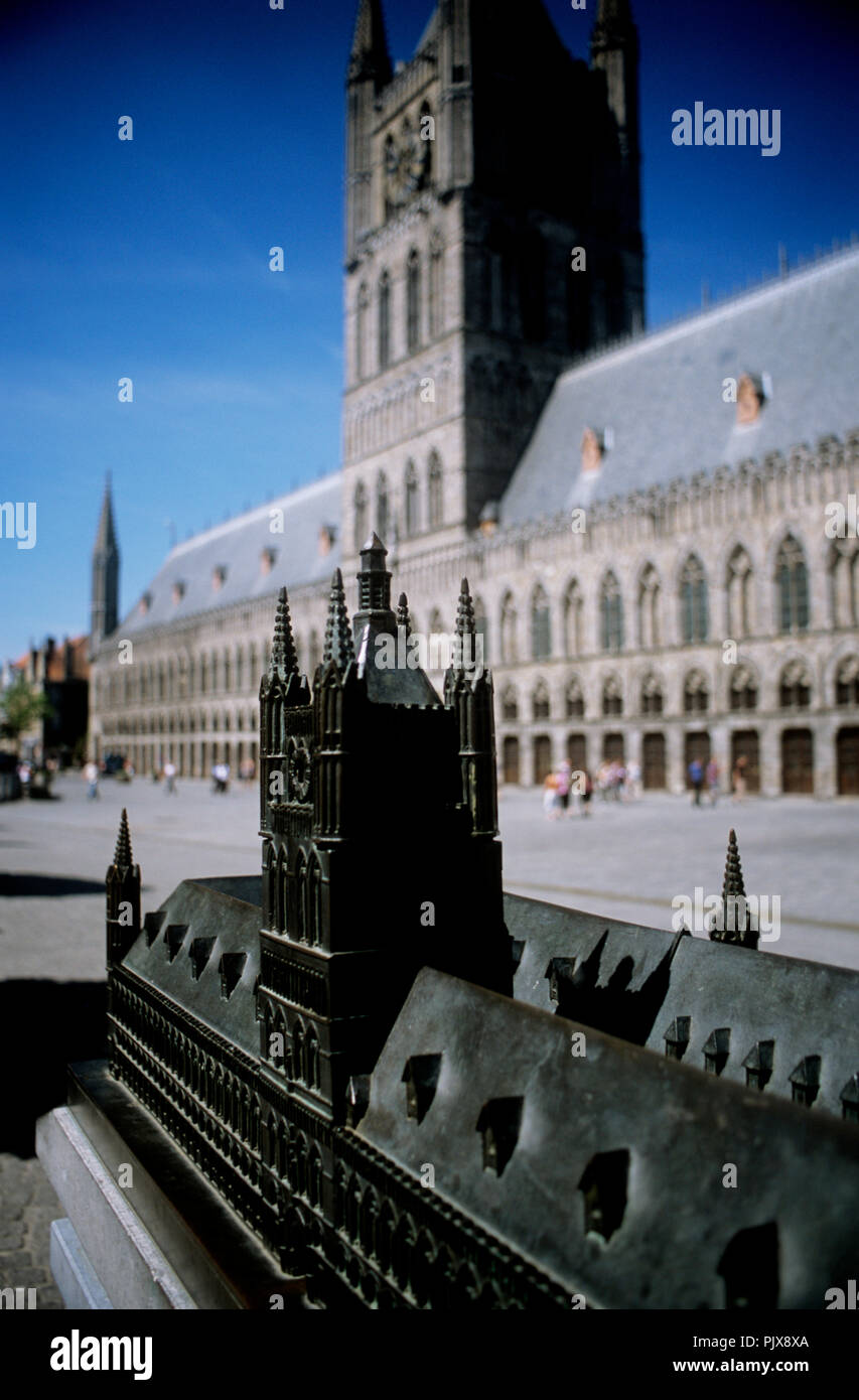 Belfry and lakenhalle hi-res stock photography and images - Alamy