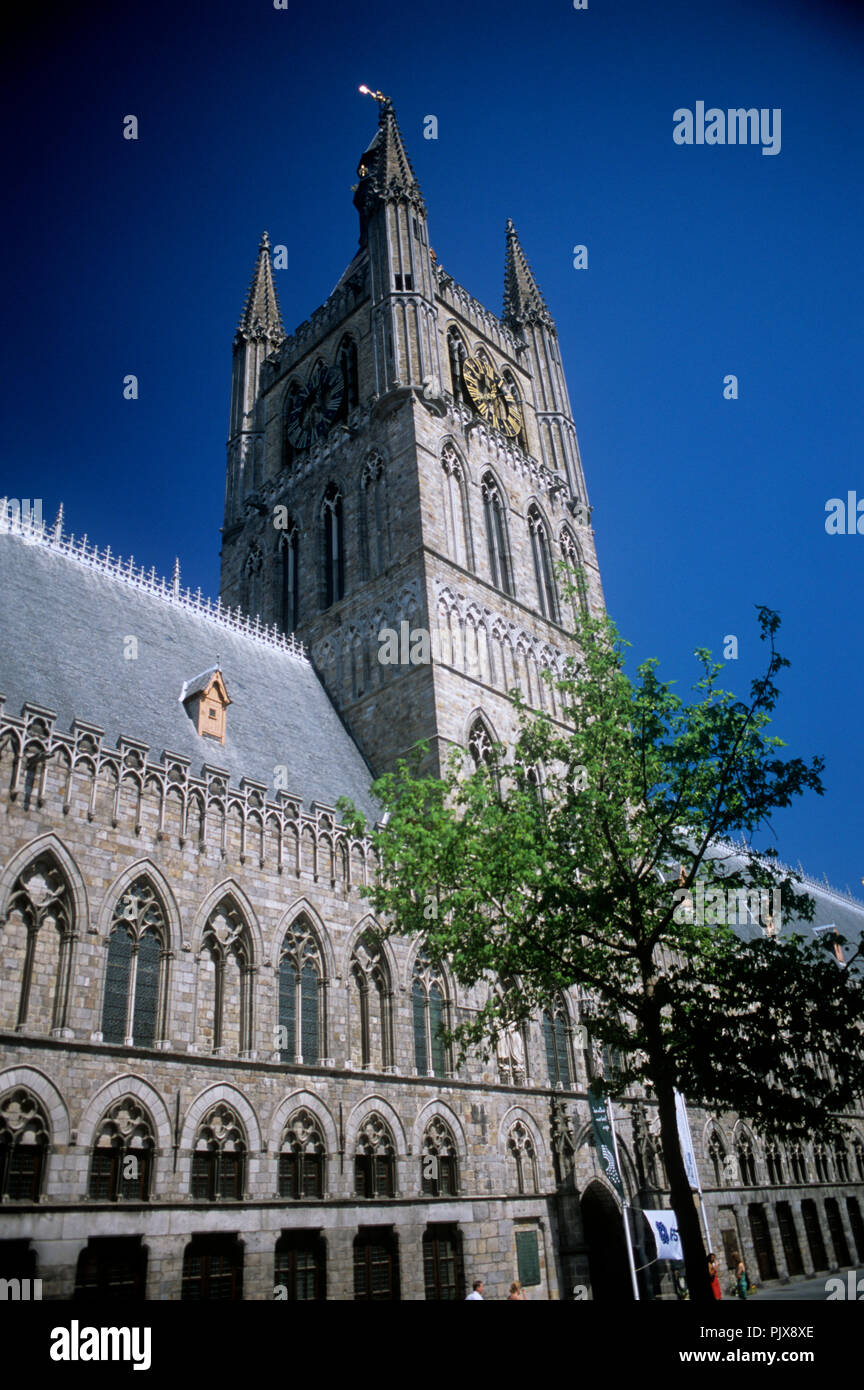 Belfry and lakenhalle hi-res stock photography and images - Alamy