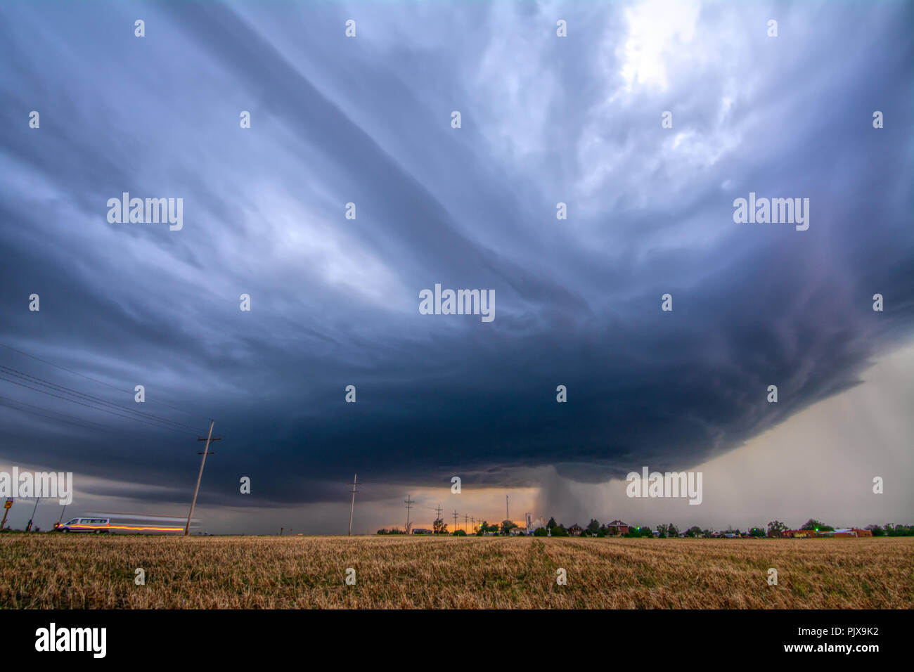 Tornado warned hi-res stock photography and images - Alamy