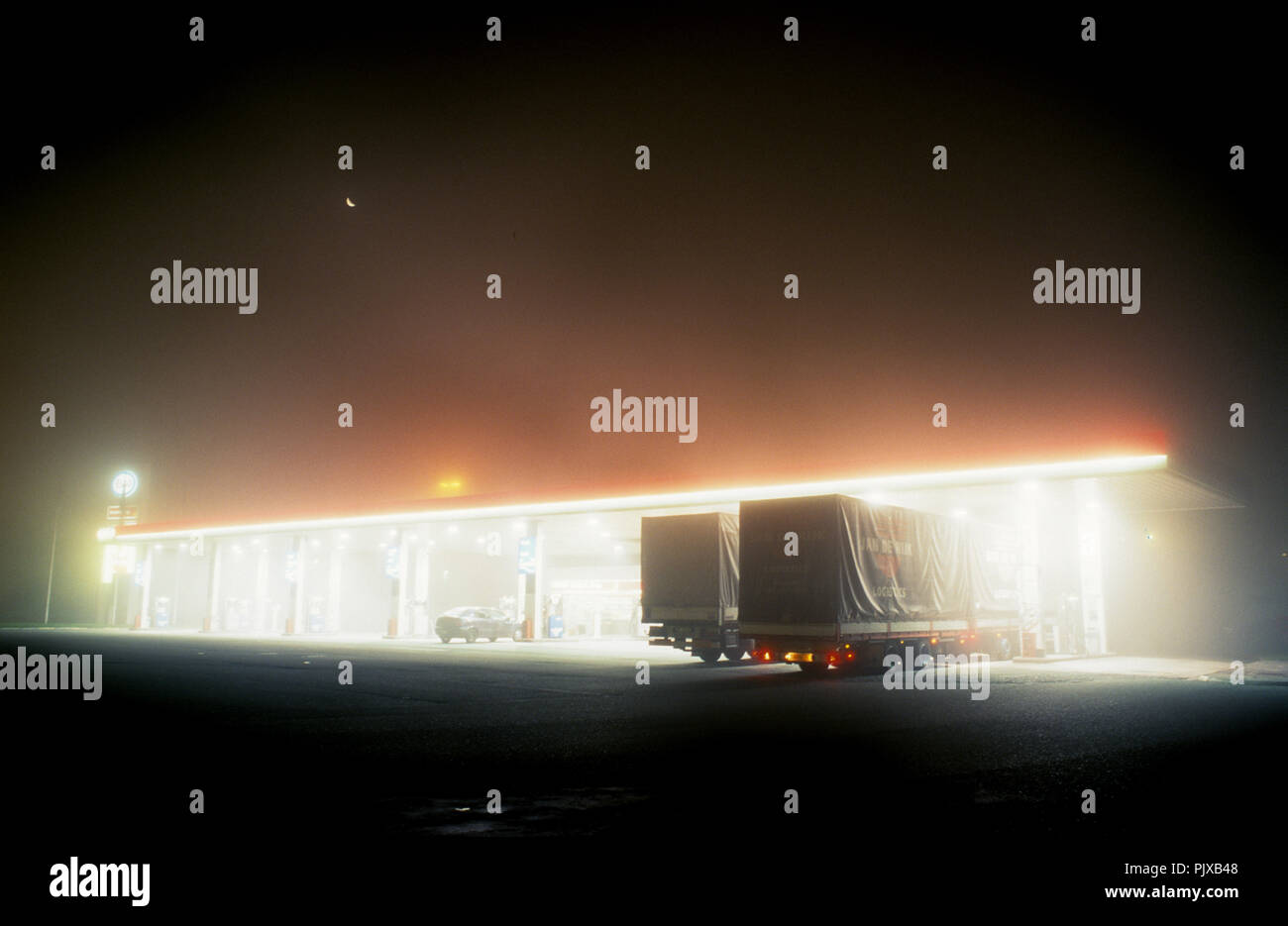 Esso fuel station in Belgium at night (19/09/2003 Stock Photo - Alamy