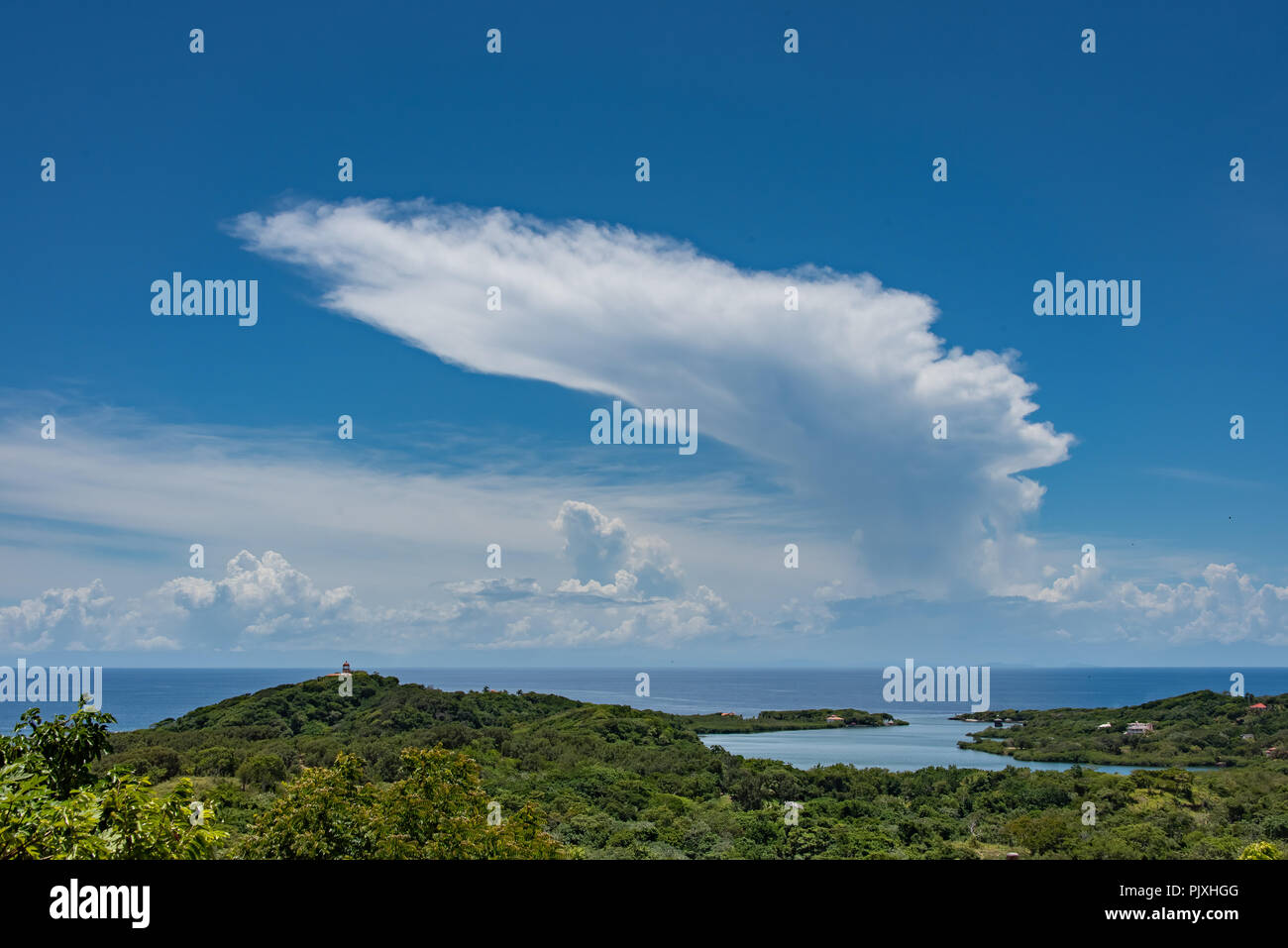 Cumulonimbus Anvil Cloud Off Caribbean Island Stock Photo - Alamy