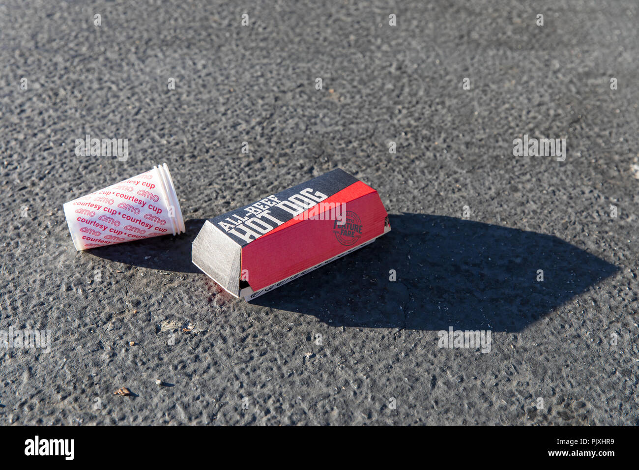 Hot dog packaging hi-res stock photography and images - Alamy