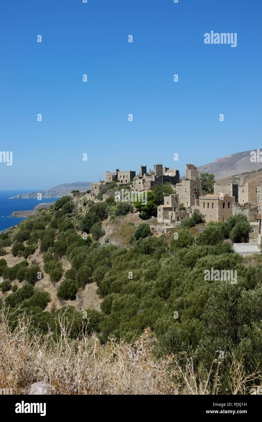 Village tower houses mani hi-res stock photography and images - Alamy