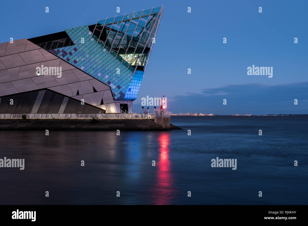The Deep Museum, Hull Stock Photo - Alamy