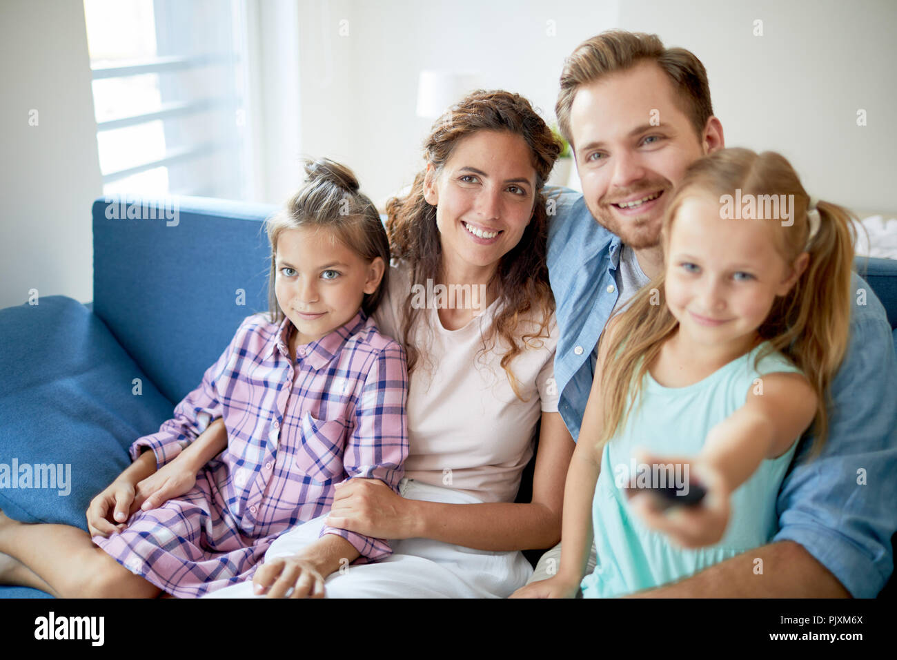 Switching channels hi-res stock photography and images - Alamy