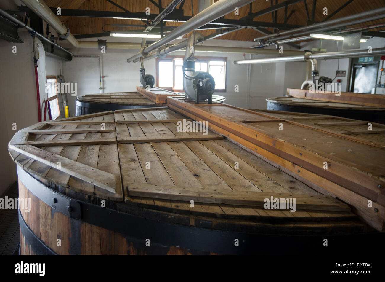 Back wash hi-res stock photography and images - Alamy