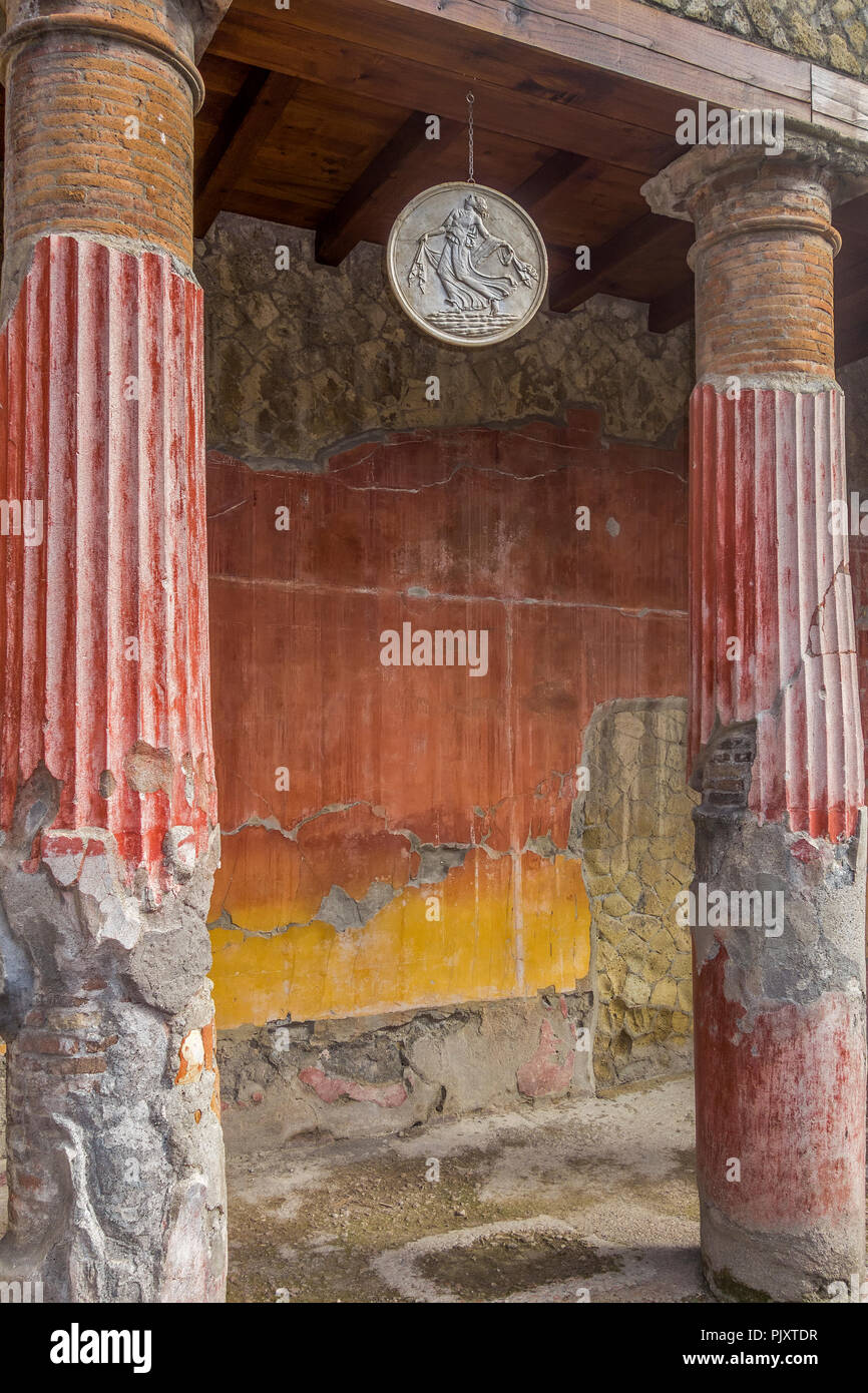 House of telephus relief italy hi-res stock photography and images - Alamy