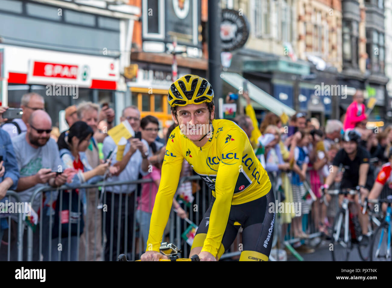 Jersey barriers hi-res stock photography and images - Alamy