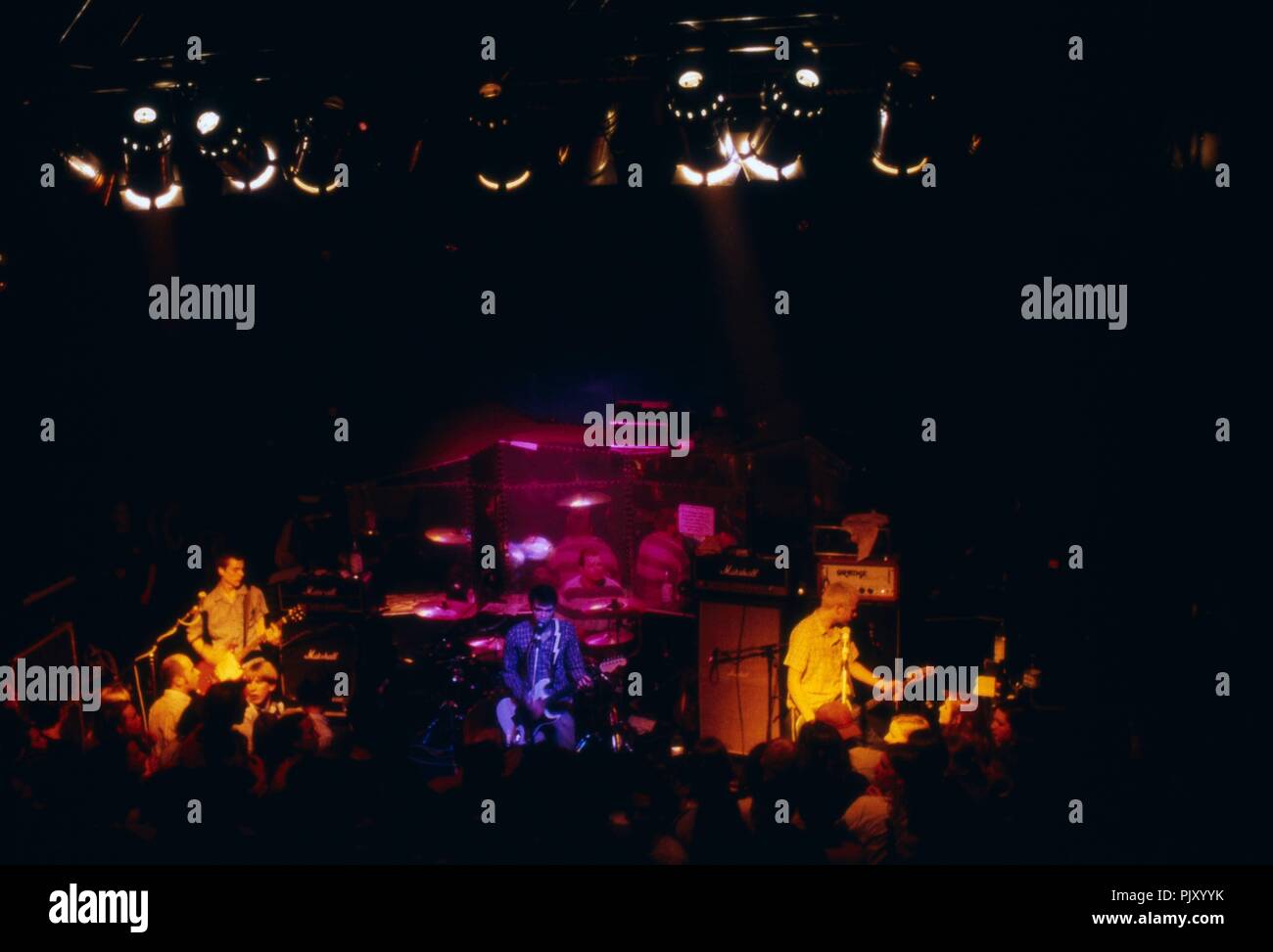 Weezer 1995 hi-res stock photography and images - Alamy