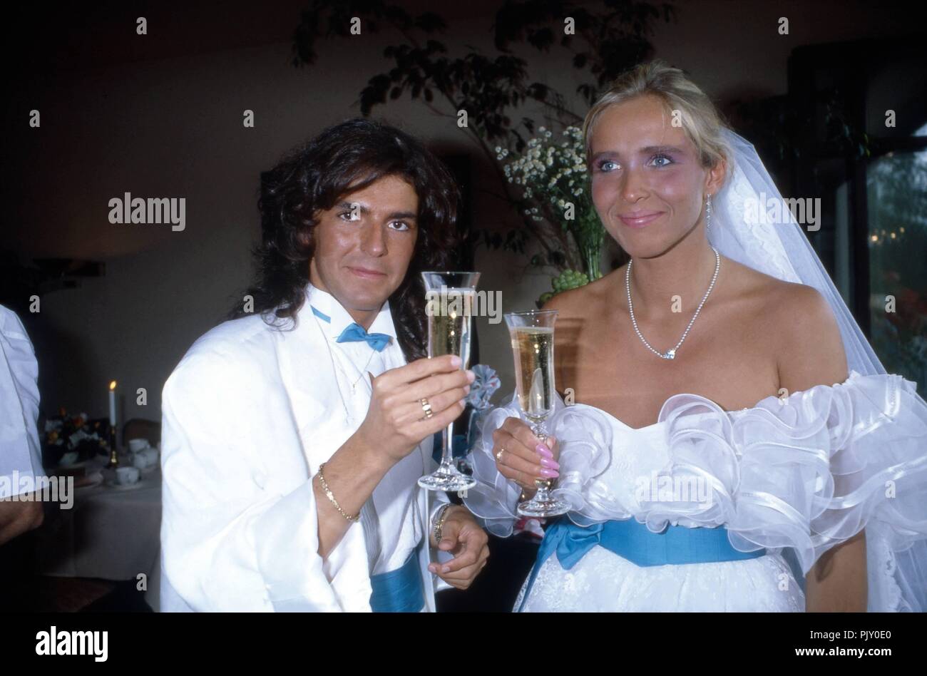 Thomas Anders, Sänger der Band "Modern Talking", bei der Hochzeit mit ...