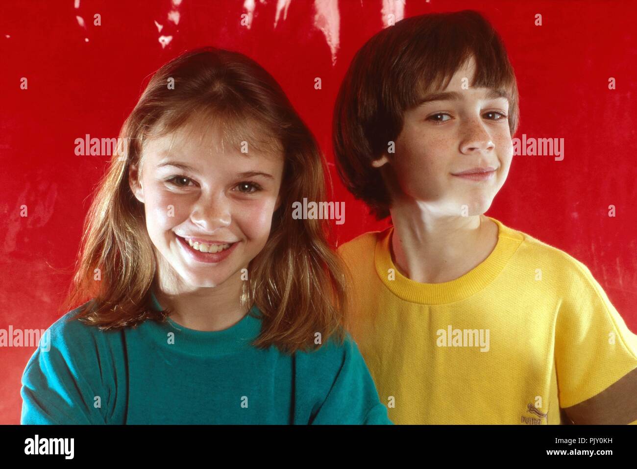 Tami Stronach und Barret Oliver aus dem Spielfilm "Die unendliche ...