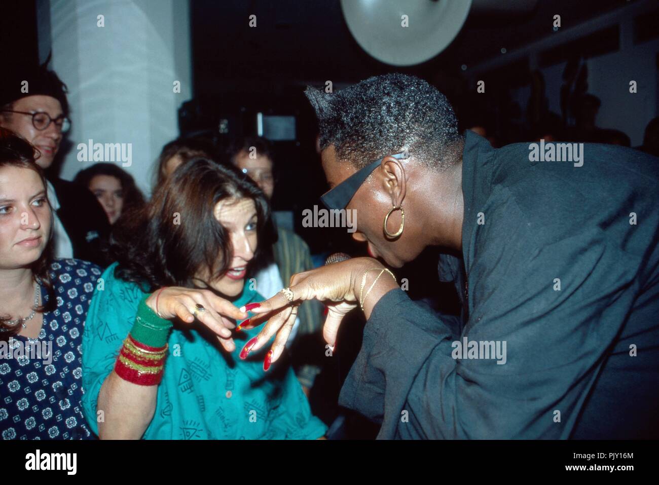 Adeva, afroamerikanische House- und RnB-Sängerin, bei einem Konzert in ...