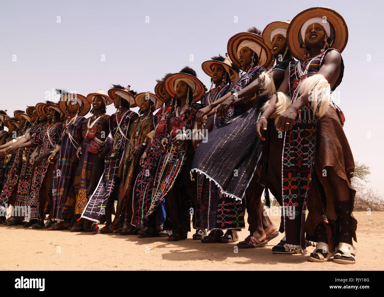 Wodaabe dancing hi-res stock photography and images - Alamy