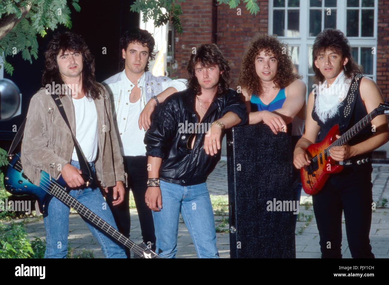 "After Hours", Hardrockband, beim Fototermin im Freien in München ...