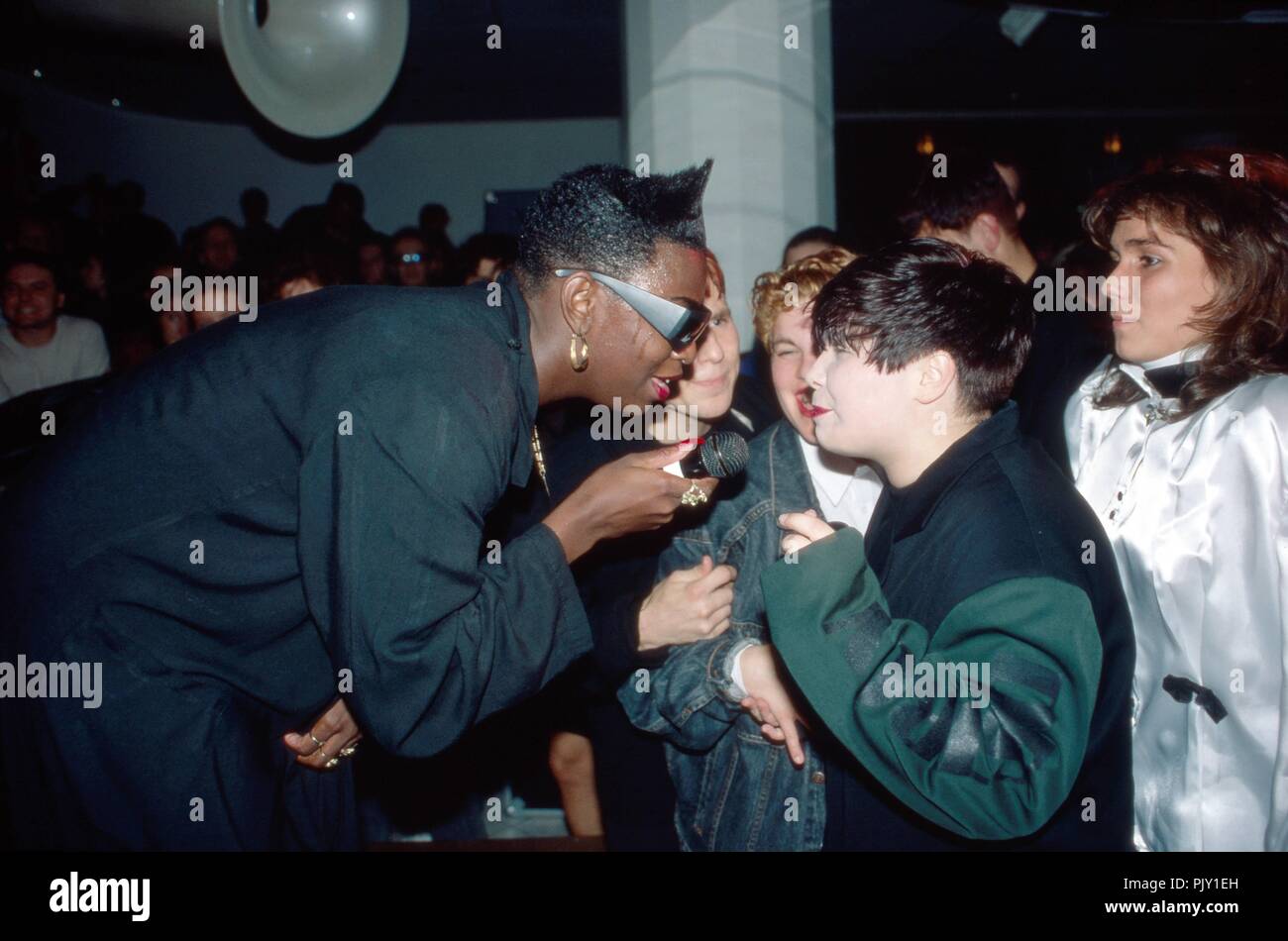 Adeva, afroamerikanische House- und RnB-Sängerin, bei einem Konzert in ...