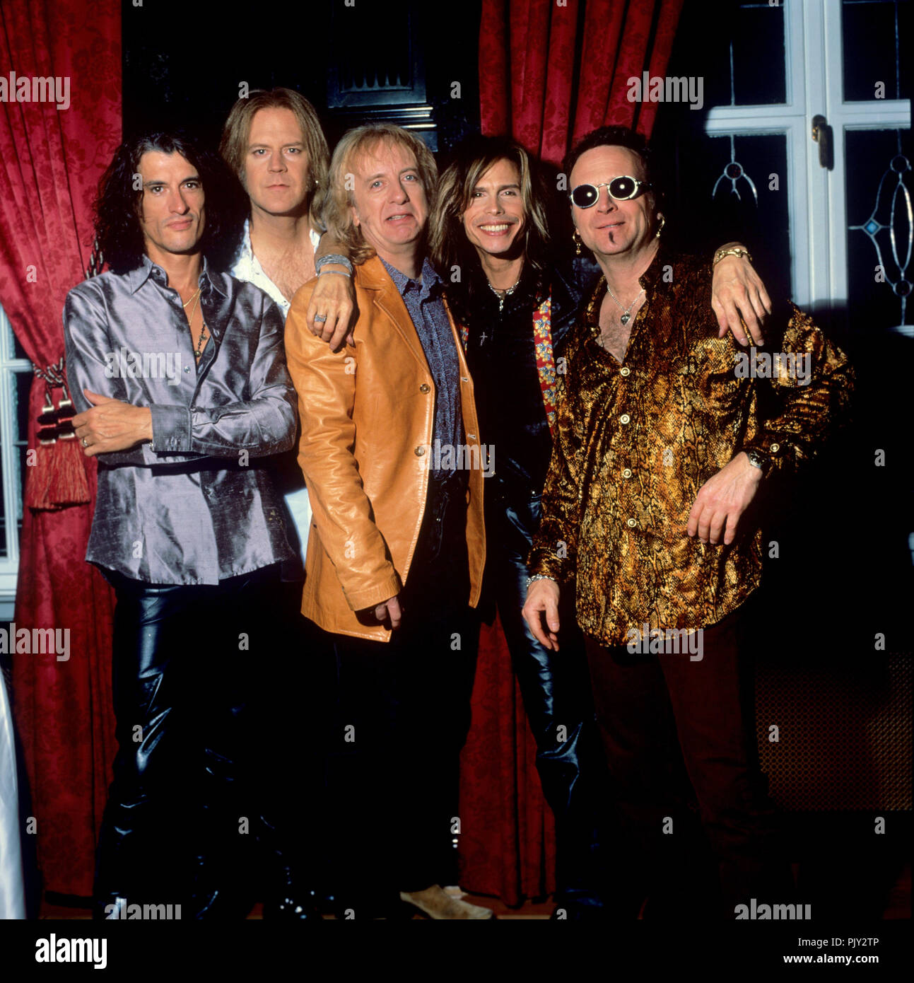 Aerosmith (v.l. Joe Perry, Tom Hamilton, Brad Whitford, Steven Tyler ...