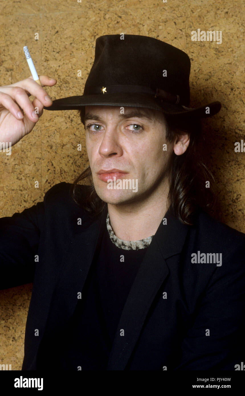 Udo Lindenberg on 01.03.1985. | usage worldwide Stock Photo - Alamy