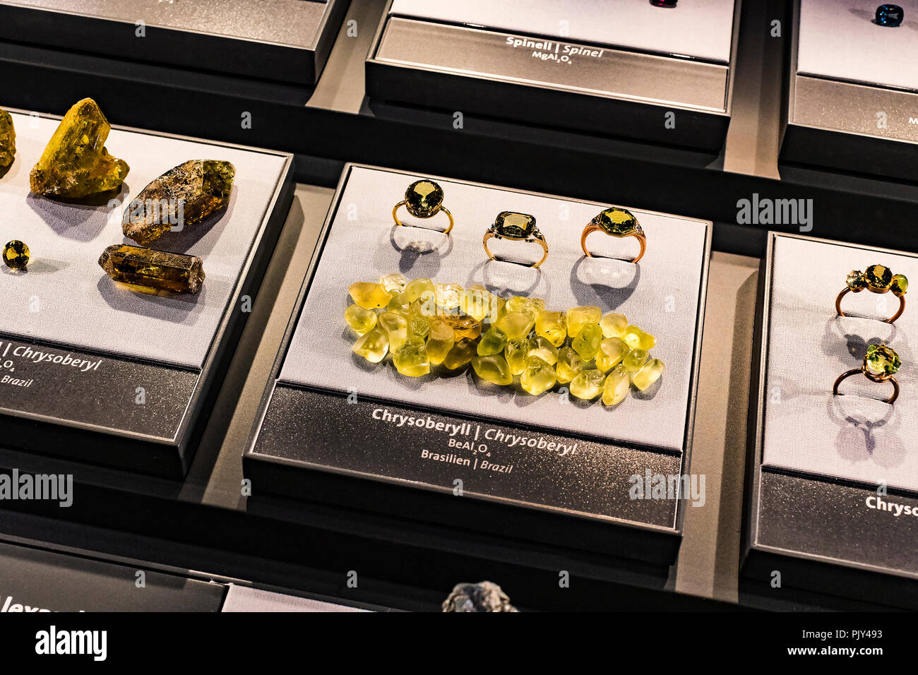 3 SEPTEMBER 2018, VIENNA, AUSTRIA: Exposition of precious and ...