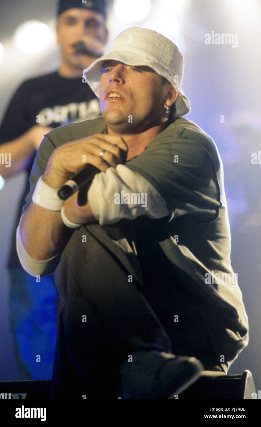 Bloodhound Gang (DJ Q-Ball ) on 23.09.1999 in Rastatt. | usage ...